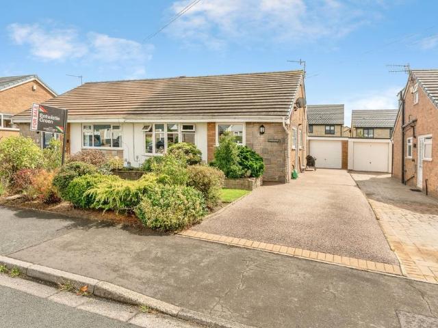 2 bedroom bungalow for sale