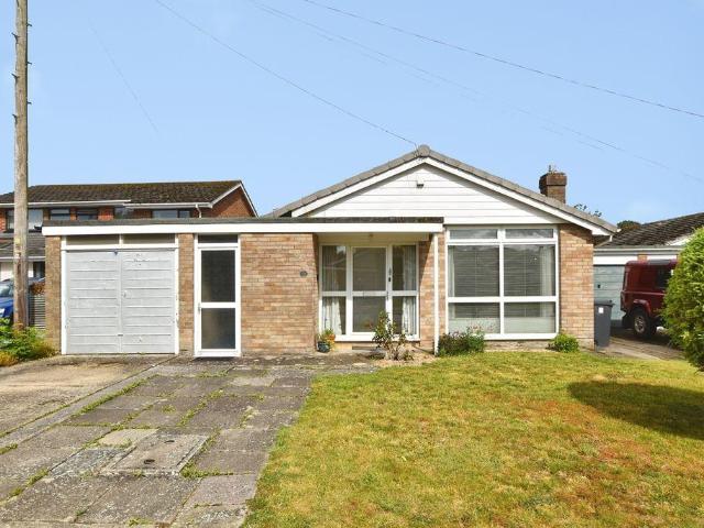 2 bedroom bungalow for sale