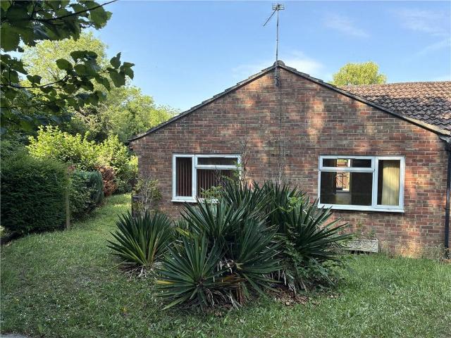 2 bedroom bungalow for sale