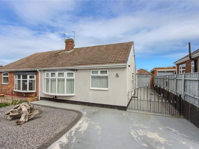 2 bedroom bungalow for sale