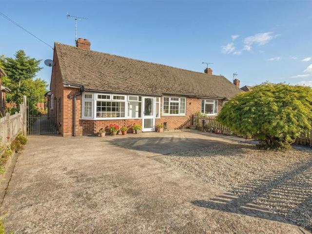 2 bedroom bungalow for sale