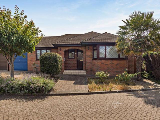 2 bedroom bungalow for sale