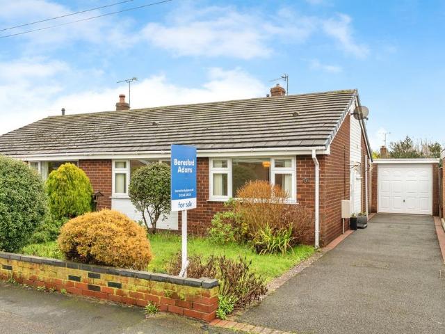 2 bedroom bungalow for sale