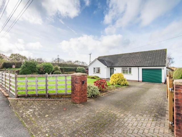2 bedroom bungalow for sale