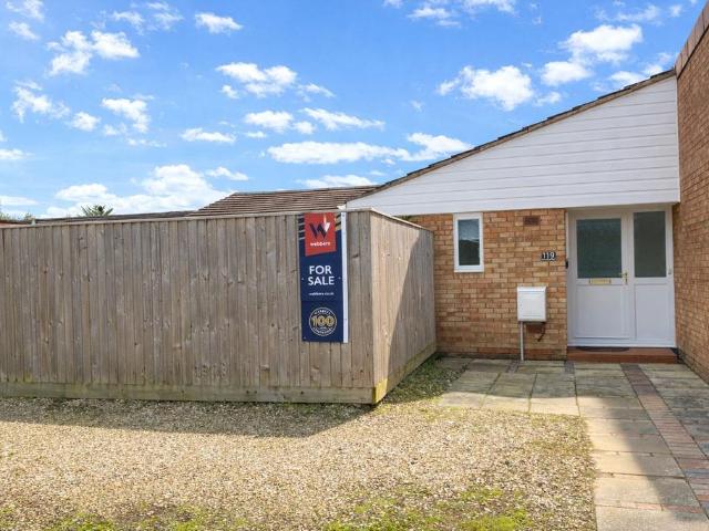 2 bedroom bungalow for sale