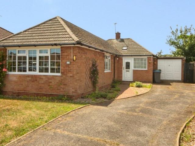 2 bedroom bungalow for sale