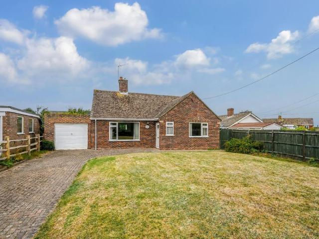 2 bedroom bungalow for sale