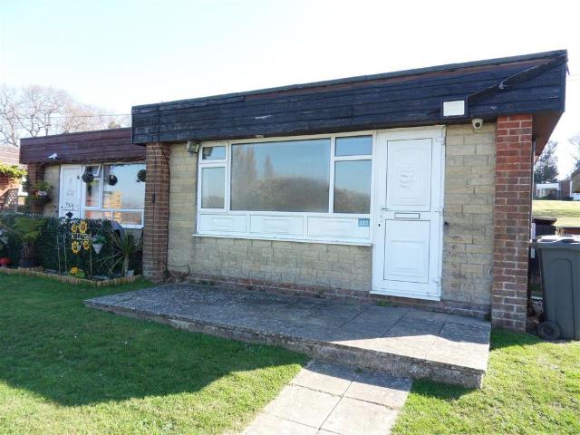 2 bedroom bungalow for sale