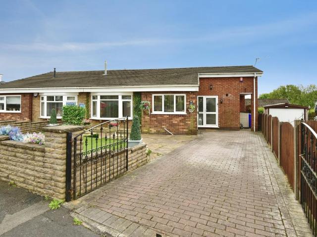 2 bedroom bungalow for sale