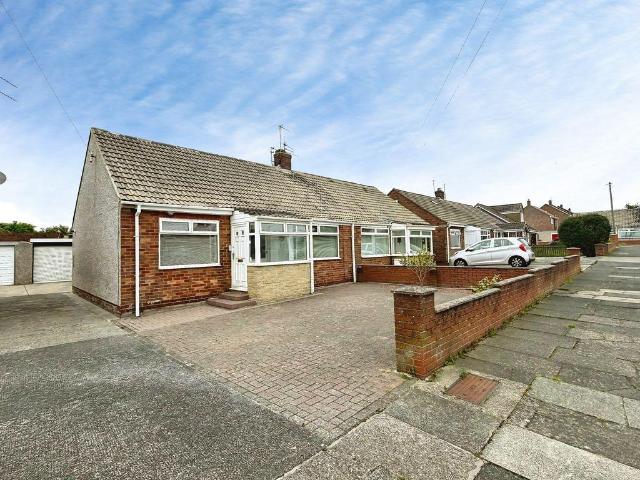2 bedroom bungalow for sale