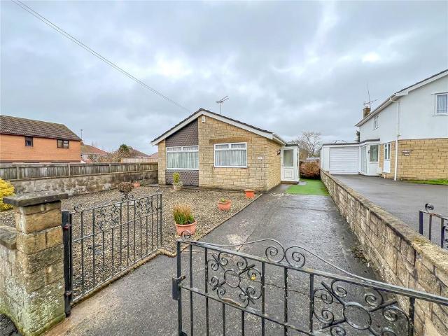 2 bedroom bungalow for sale