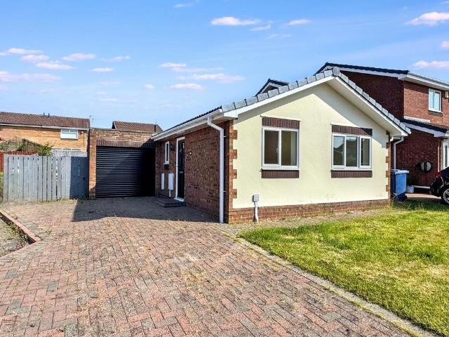 2 bedroom bungalow for sale