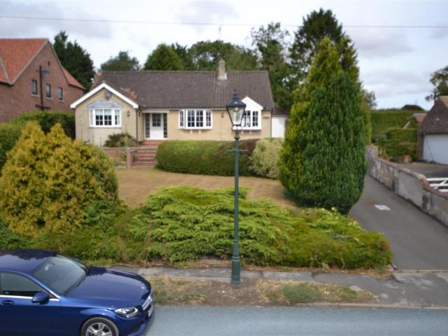 2 bedroom bungalow for sale