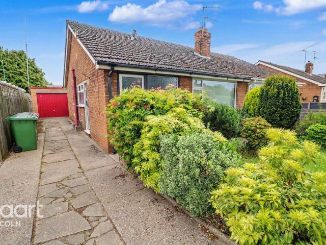 2 bedroom bungalow for sale