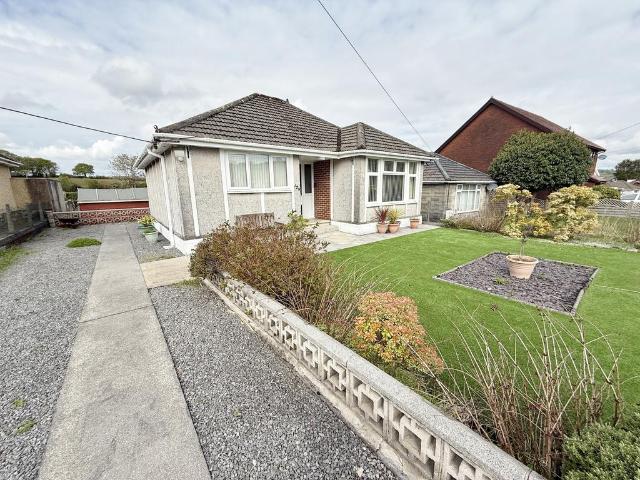 2 bedroom bungalow for sale