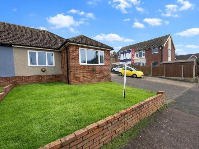 2 bedroom bungalow for sale