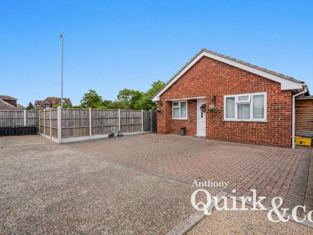 2 bedroom bungalow for sale