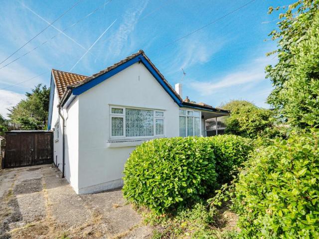 2 bedroom bungalow for sale