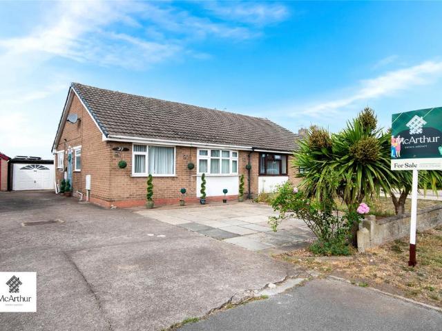 2 bedroom bungalow for sale