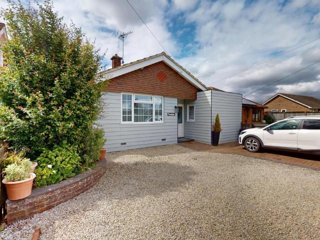 2 bedroom bungalow for sale