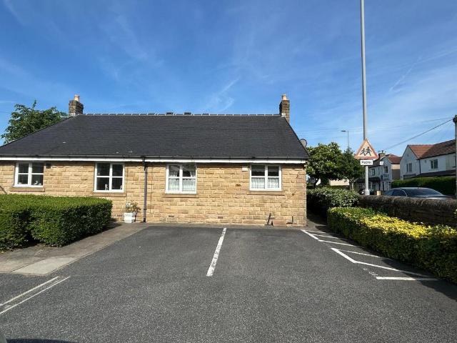 2 bedroom bungalow for sale