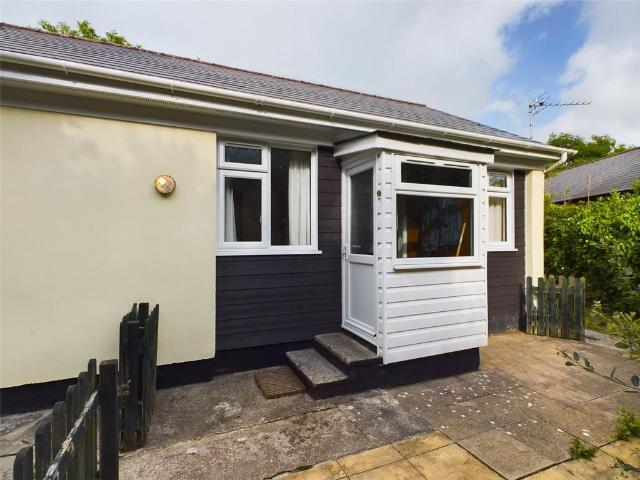 2 bedroom bungalow for sale