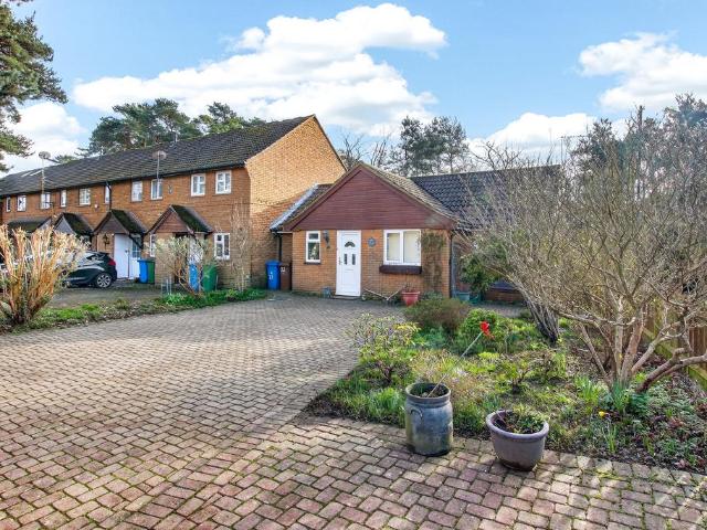 2 bedroom bungalow for sale