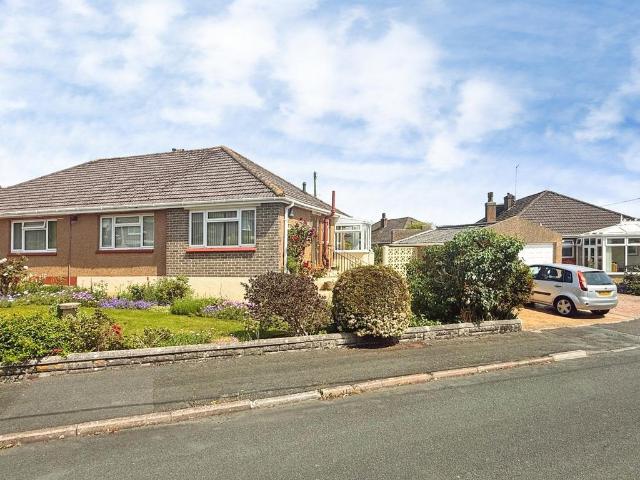 2 bedroom bungalow for sale