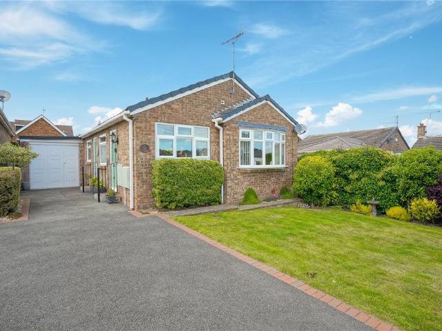 2 bedroom bungalow for sale