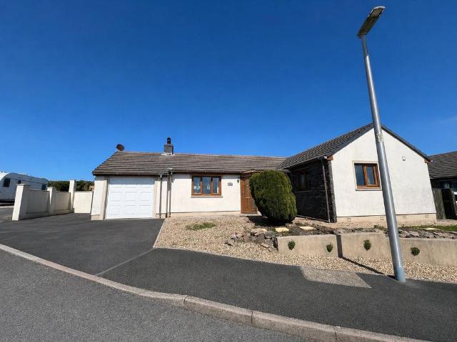 2 bedroom bungalow for sale