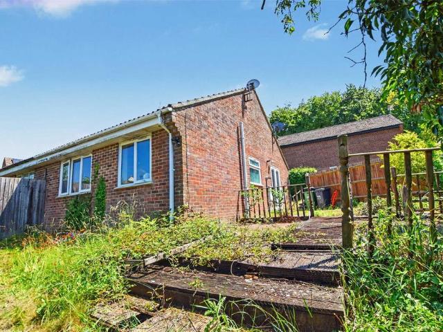 2 bedroom bungalow for sale