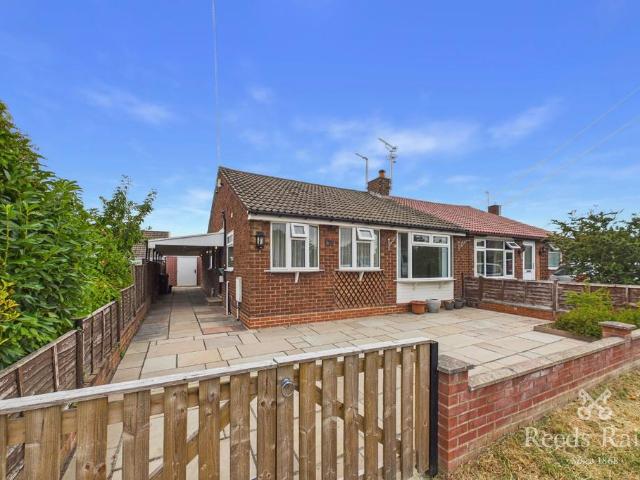 2 bedroom bungalow for sale