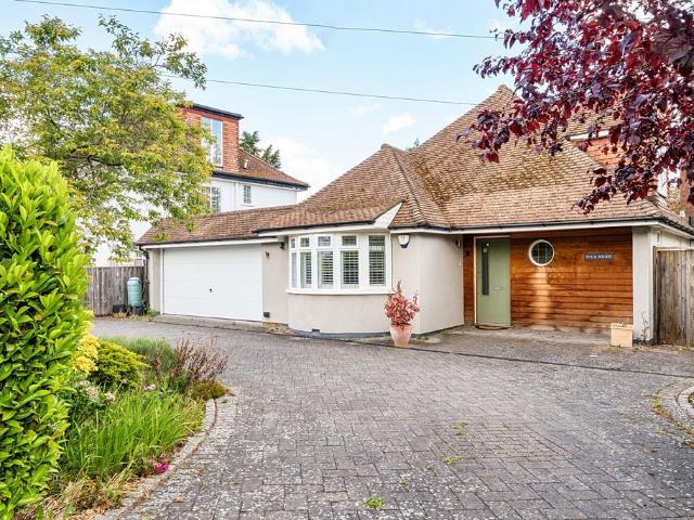2 bedroom bungalow for sale