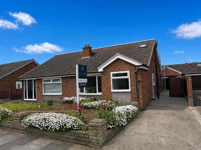 2 bedroom bungalow for sale