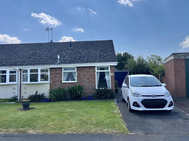 2 bedroom bungalow for sale