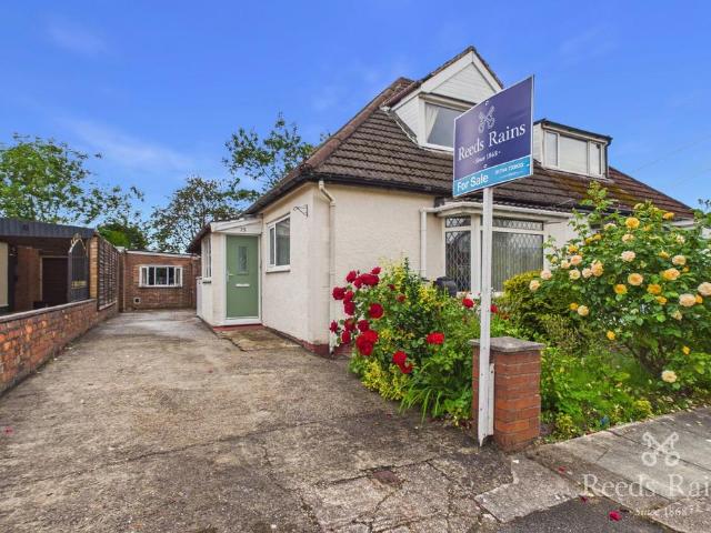 2 bedroom bungalow for sale
