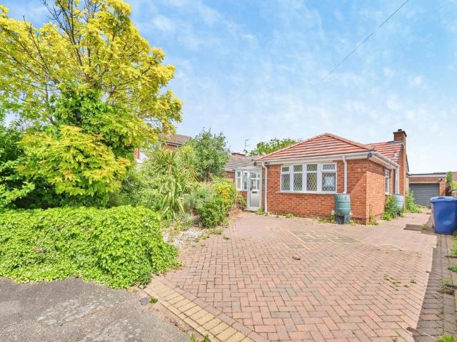 2 bedroom bungalow for sale