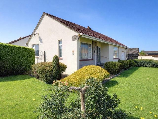 2 bedroom bungalow for sale