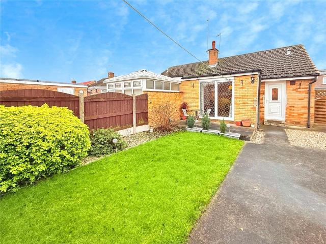 2 bedroom bungalow for sale