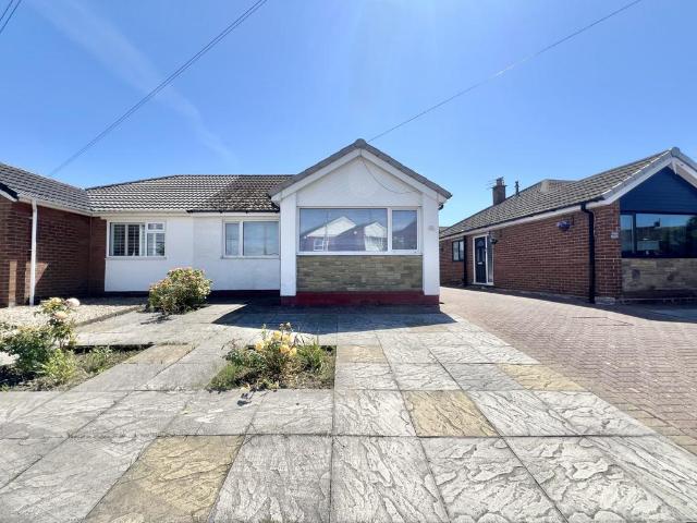 2 bedroom bungalow for sale