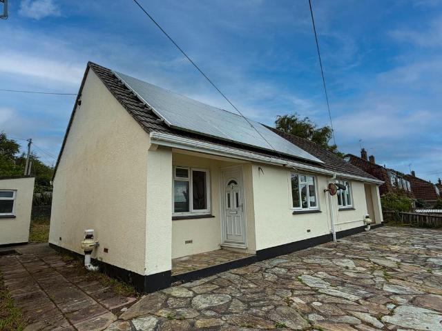 2 bedroom bungalow for sale