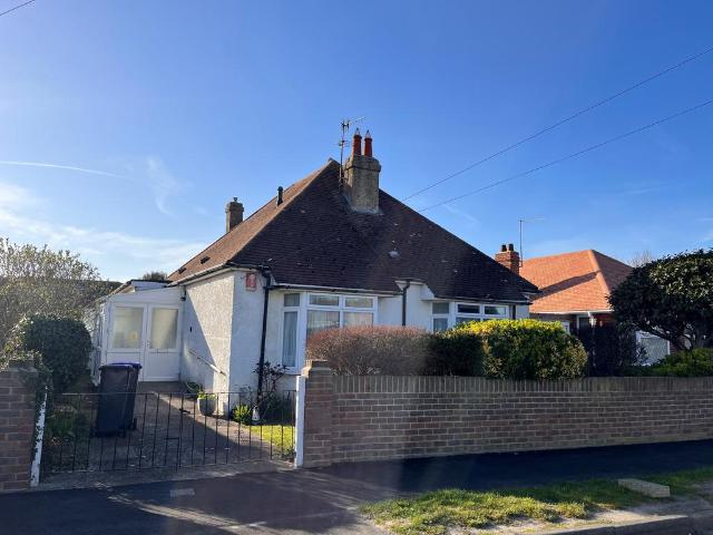2 bedroom bungalow for sale