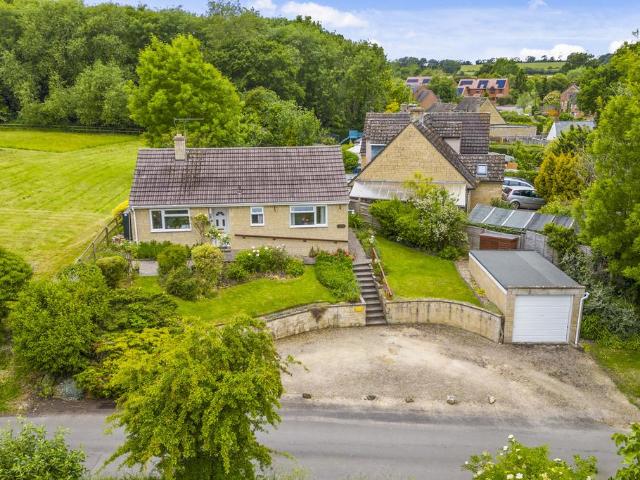 2 bedroom bungalow for sale