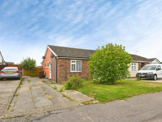 2 bedroom bungalow for sale