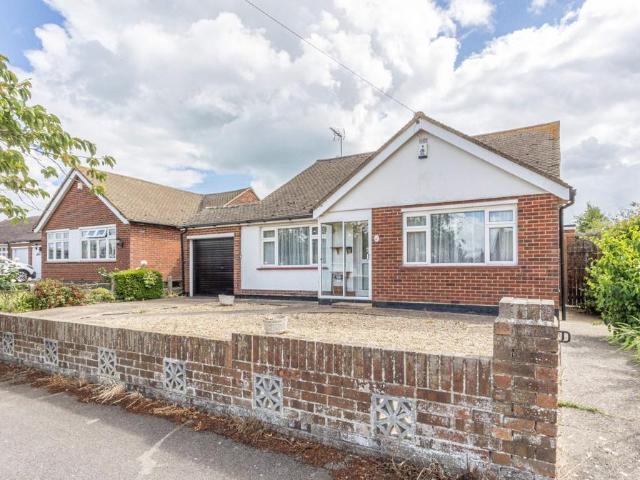 2 bedroom bungalow for sale