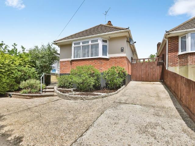 2 bedroom bungalow for sale