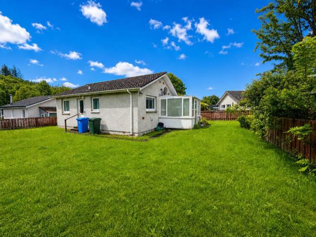 2 bedroom bungalow for sale