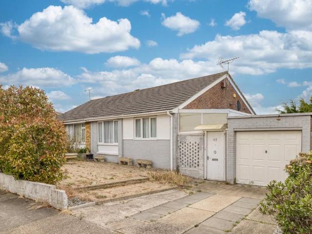 2 bedroom bungalow for sale