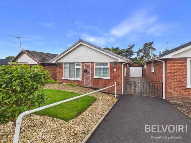 2 bedroom bungalow for sale