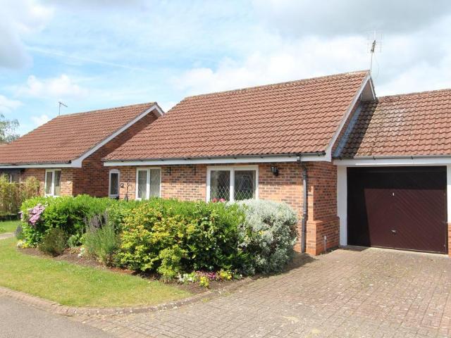 2 bedroom bungalow for sale